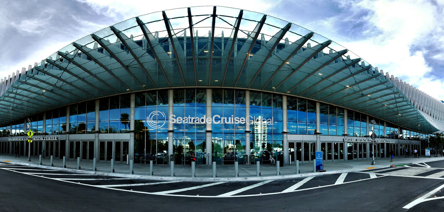Miami Beach Convention Center – Lincoln Road Miami Beach – Shop, Dine ...
